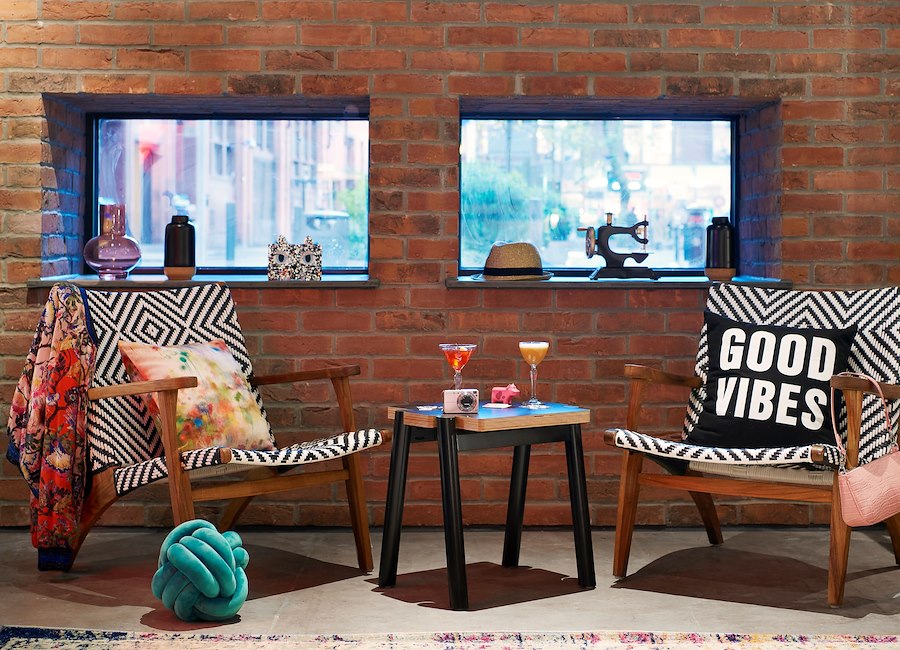 Home [www.barmoxymcr.com]